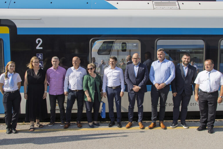 First Journey of the New SŽ Train to Croatia: Direct Connections with ...
